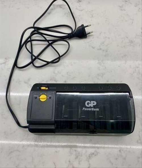 Зарядное устройство для батареек PowerBank GP S320