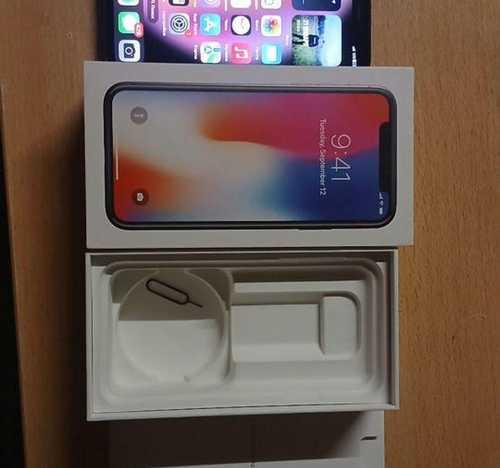 iPhone X, 256 ГБ