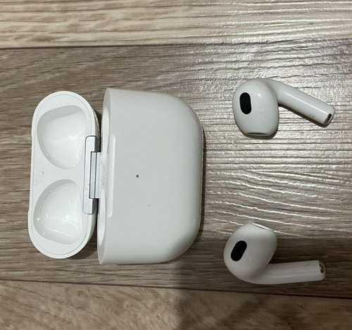 Наушники AirPods 3 MagSafe Charging Case