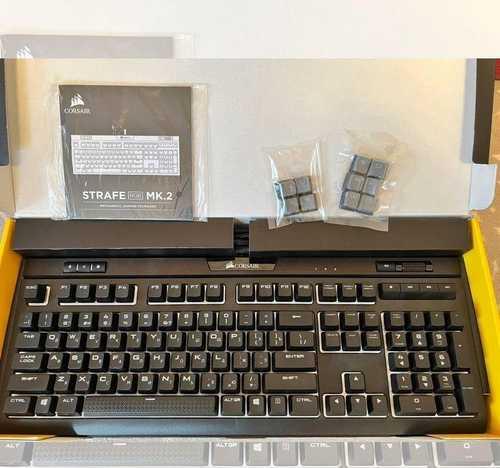 Игровая механическая клавиатура Corsair