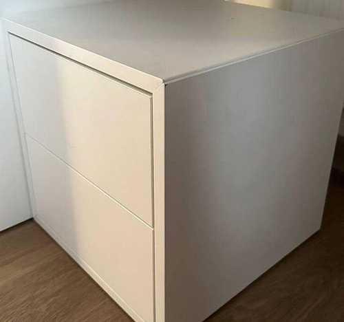 Тумбочка IKEA eket
