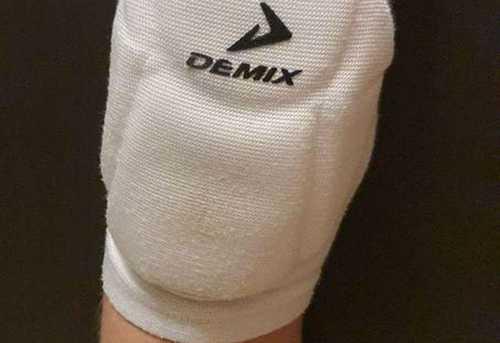 Наколенники Demix для волейбола