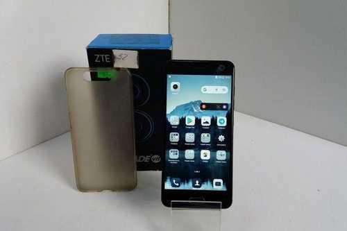 Мобильный телефон ZTE V8