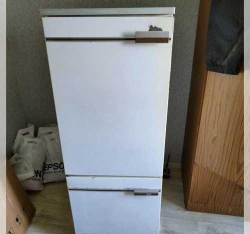 Холодильник Бирюса 18
