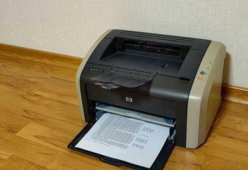 Продам принтер HP1010 в рабочем состоянии