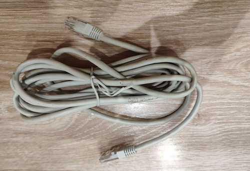 Сетевой кабель для компьютера и роутера