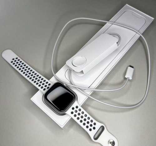 Продам Apple Watch