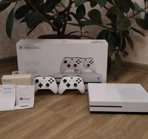 Xbox one s 1tb с играми