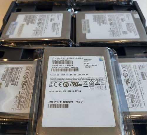 Жесткий диск Samsung PM1633a 3.84Tb mzils3T8hmlh