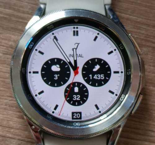 Умные часы samsung galaxy watch 4 classic