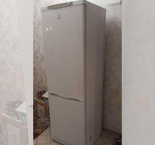 Холодильник indesit 185см