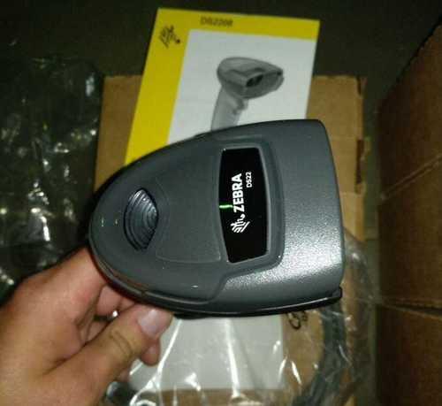 Сканер Zebra DS2208