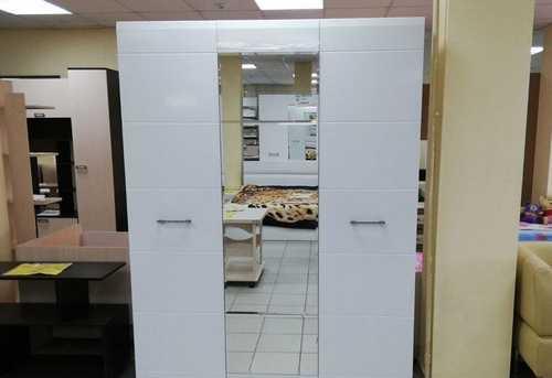 Шкаф 3-х створчатый Вегас-1 белый 1,5 м