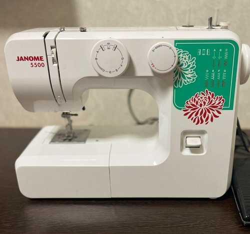 Швейная машина janome 5500