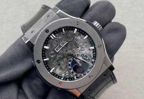 Hublot Classic Fusion Aerofusion Moonphase