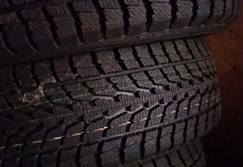 Toyo Winter Tranpath S1 215/60 R17