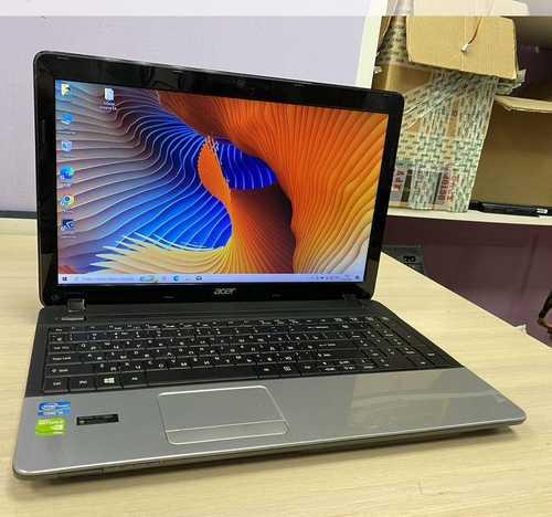 Acer V3-571G, i5 3230M, SSD 240 GB, GT 710m