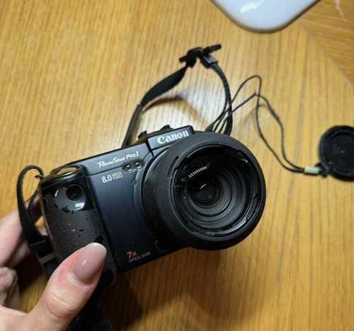 Canon powershot pro1