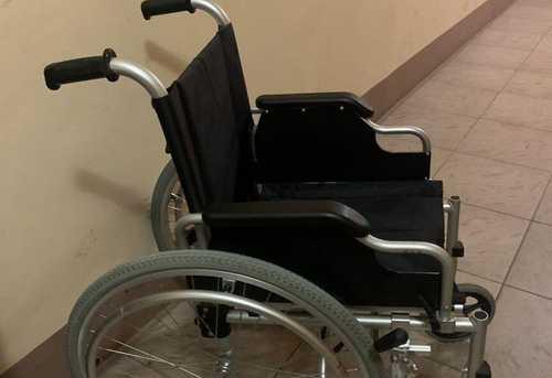 Коляска инвалидная