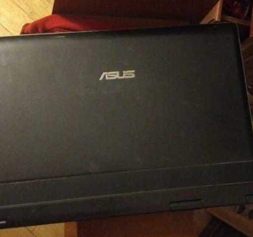 Ноутбук asus