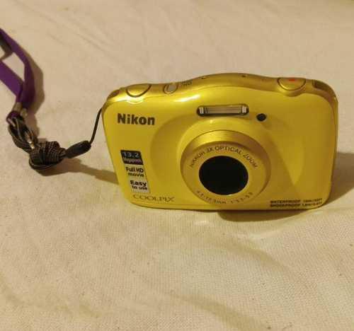 Nikon Coolpix w100