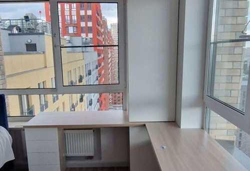 Рабочая зона у окна как IKEA