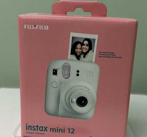 Фотоаппарат instax mini 12 новый