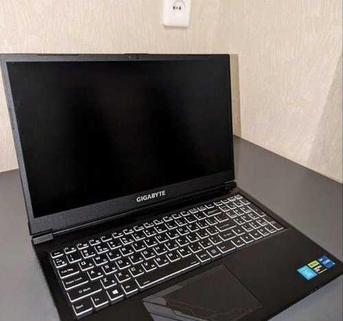 15.6" Ноутбук gigabyte G5 KF черный