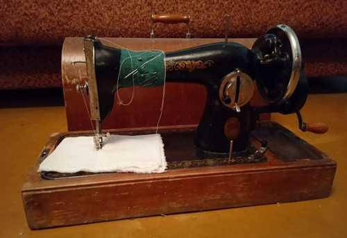 Швейная машинка ручная