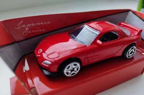 Машина Мазда Die-cast 1:64 модель