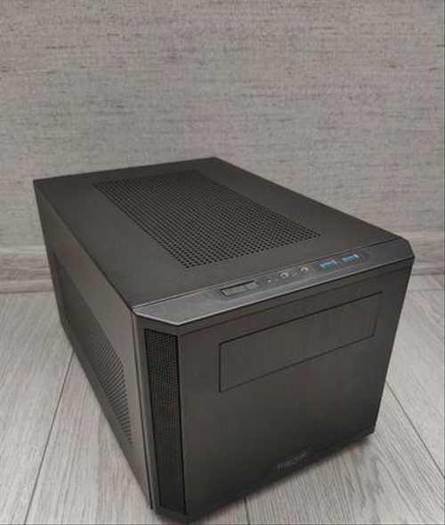 Компьютерный корпус Fractal Design Core 500