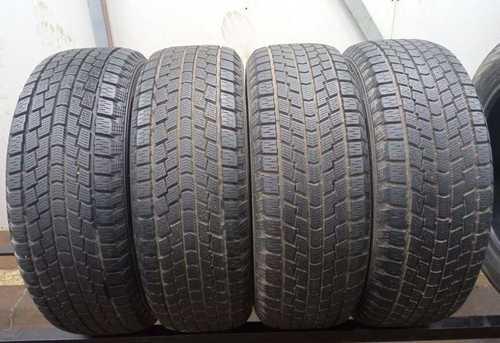 Hankook Nordik IS RW08 225/60 R17 99W