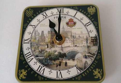 Часы настенные, сувенир из Чехии