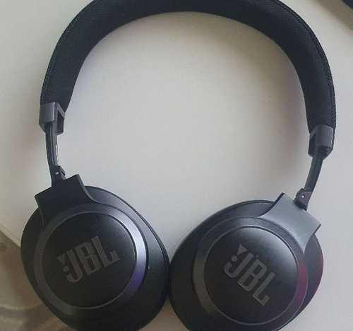 Беспроводные наушники jbl live