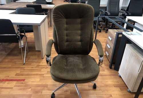 Кресло офисное коричневое