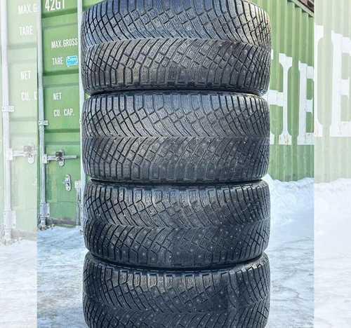 Michelin X-Ice North 4 SUV 275/40 R21 и 305/35 R21 107T