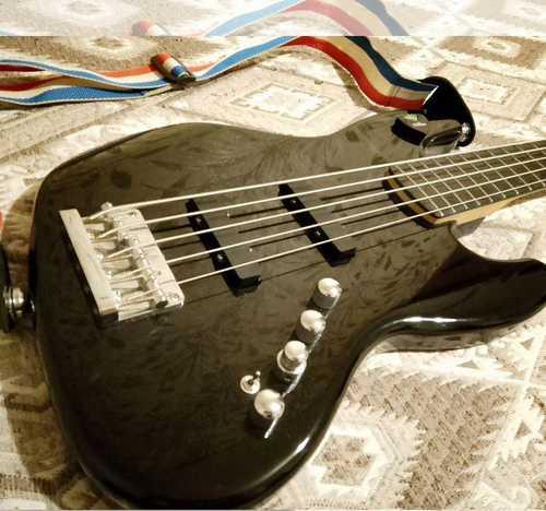 Бас-гитара fender squier deluxe jazz bass V active