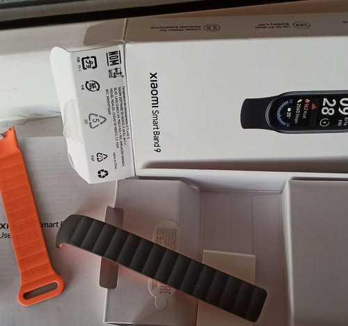 Ремешок и коробка mi band 9