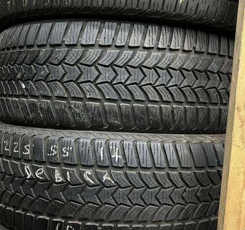 Debica 4x4 225/55 R17 100W