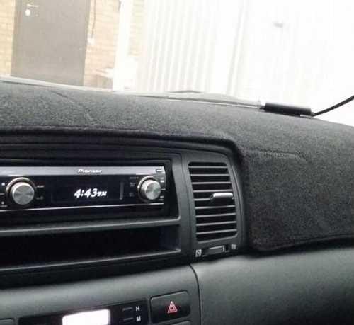 Накидка на панель corolla 120