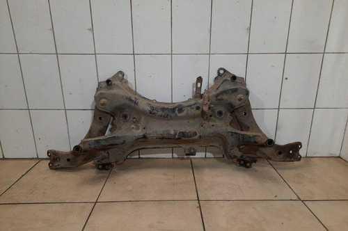 Подрамник передний Toyota Auris E15 1zrfe 2008