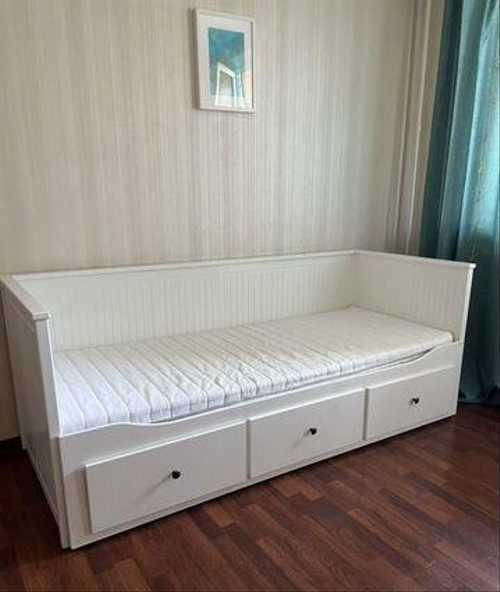 Кровать IKEA hemnes