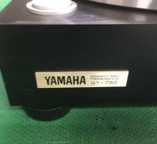 Yamaha GT 750