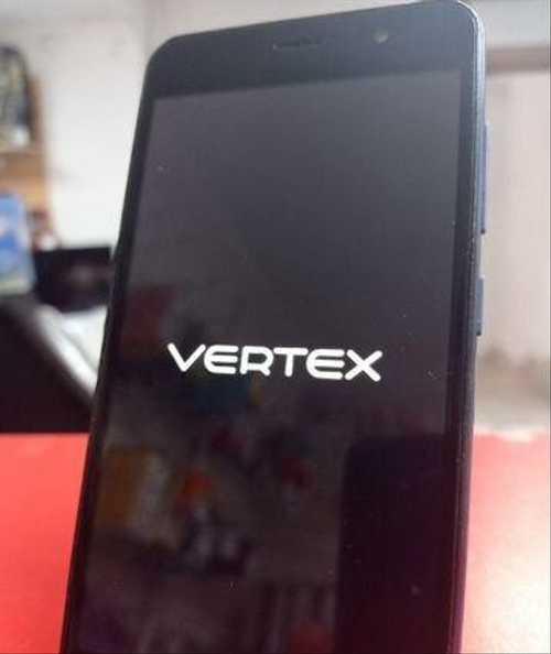Мобильный телефон vertex Impress Saturn