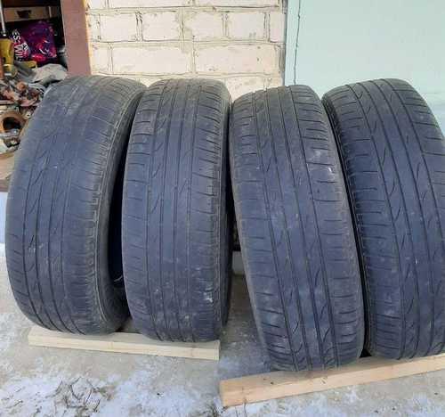 Bridgestone Dueler H/P 215/65 R16 98H