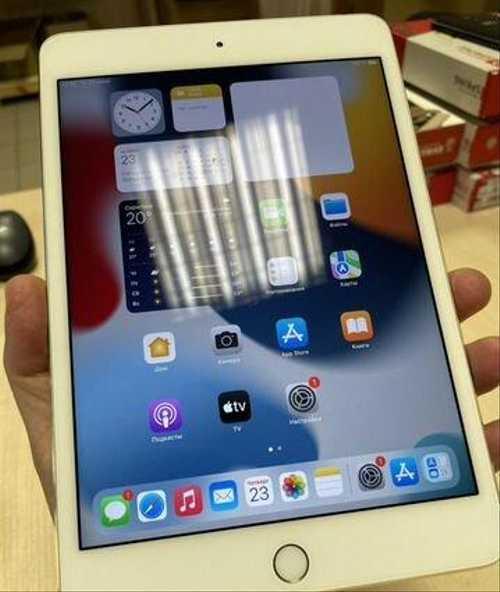 iPad mini 4 LTE идеал состояние комплект