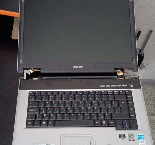 Ноутбук Asus z53s