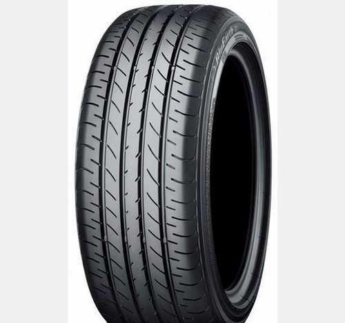 Yokohama BluEarth E51B 215/55 R17 94V