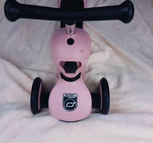 Самокат scoot and ride