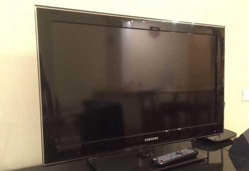 Телевизор Samsung Series 5 LE32C550